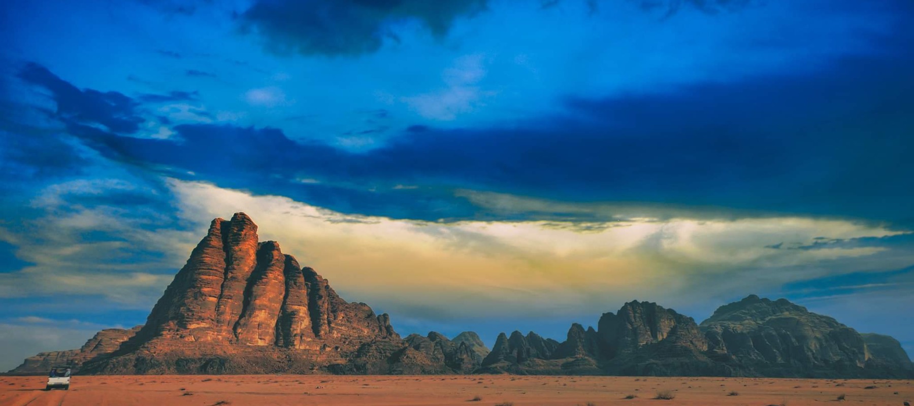 Wadi Rum Full Day Tour from Amman | Victoria Travel & T